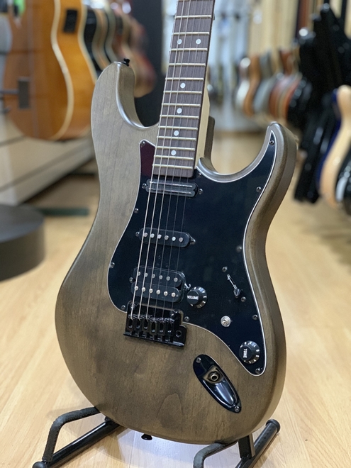 GUITARRA TAGIMA SIGNATURE JUNINHO AFRAM STRATO NATURAL - GUITARRA ...